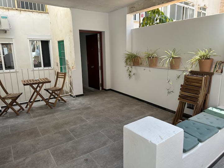 *Verano Suite: Tu Refugio Con Baño Privado - Alicante