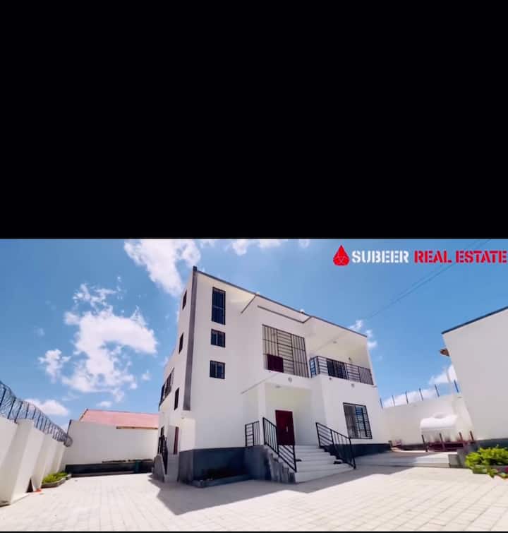 Luksus, Nybygget Hargeisa Jigjigayar Ilays Area - Somalia