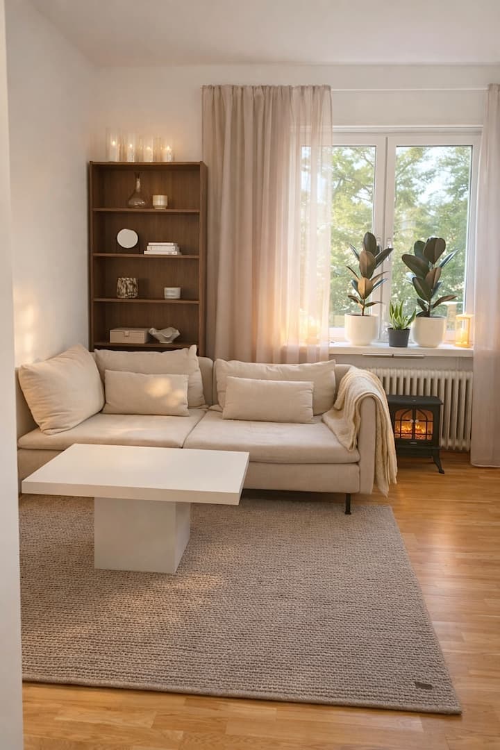 Ljus & Mysig Oas Nära Natur - Stockholm