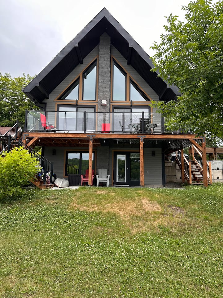 L'ensoleillé, Bord De Lac, Ski - Trois-Pistoles