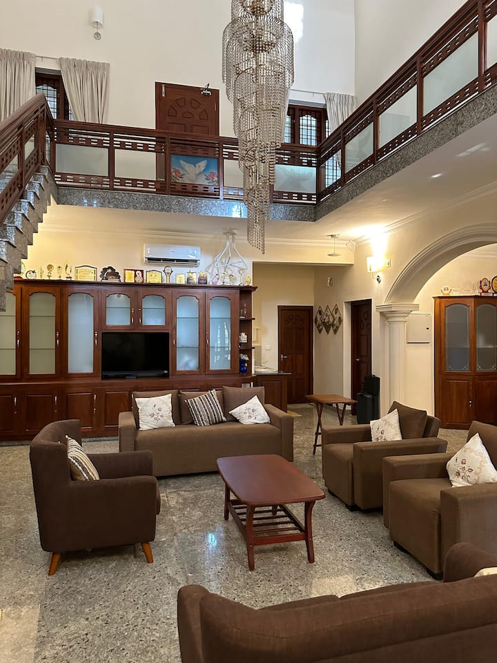 Vasathi Room 4 With Attached Balcony - Chengannur