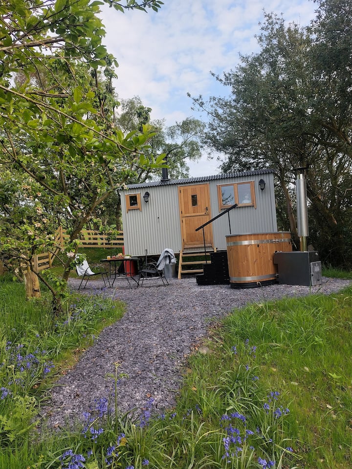Cwt Berllan (Orchard Hut) - Snowdonia National Park