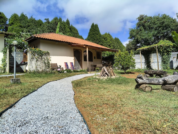 Chalé Aconchegante Próximo A Rota Do Vinho - Ibiúna