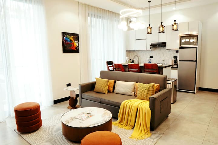New Vibrant Charm W/pool +Hottub 3u @Arikays Homes - Tanzania