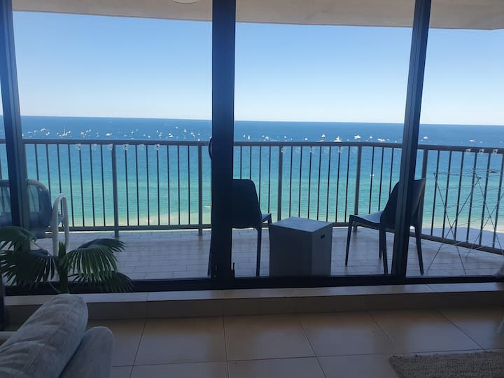 Stunning View Close To Cavill Av - Surfers Paradise
