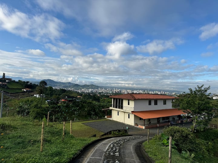 La Karlota Campestre. - Pereira
