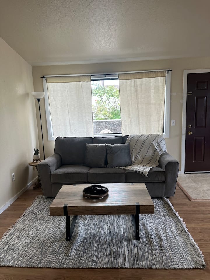 Coos Bay Duplex Unit - Coos Bay, OR