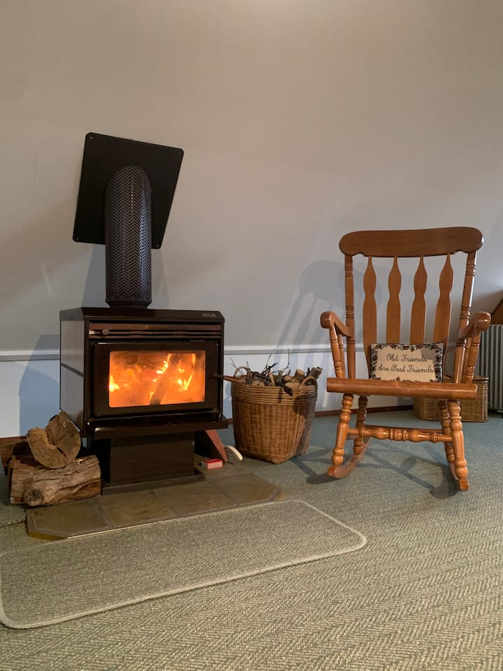 Timberly Loft -
Short Drive To Berry And Beach - Berry