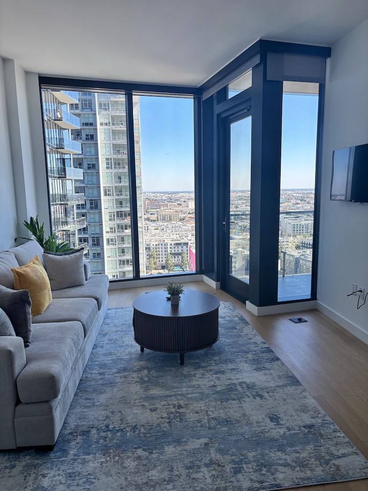 Luxury Living Dtla, Steps To Crypto Arena - Burbank, CA