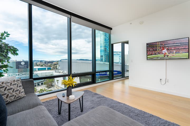 Luxury Living Dtla, Steps To Crypto Arena - Burbank, CA