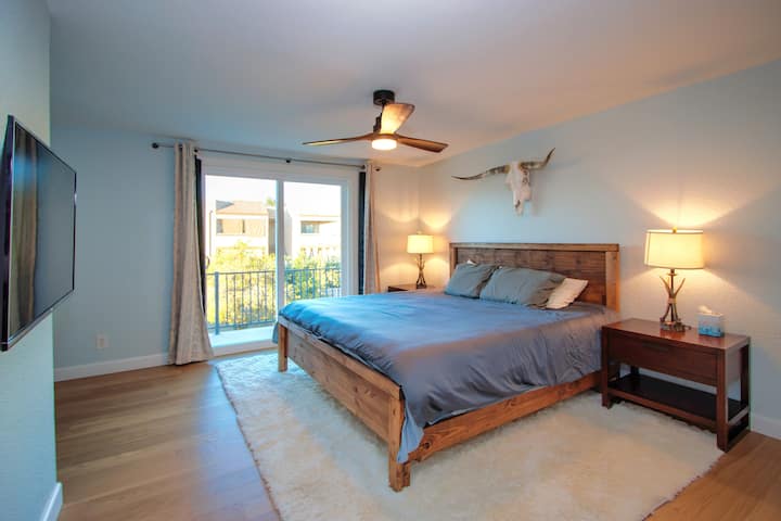 Southwest 2 Bedroom + Office Awaits! Fast Wifi - Phoenix, AZ