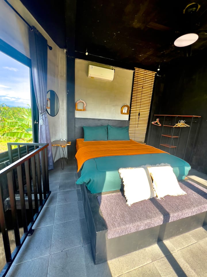 Kubu Black House - Negara