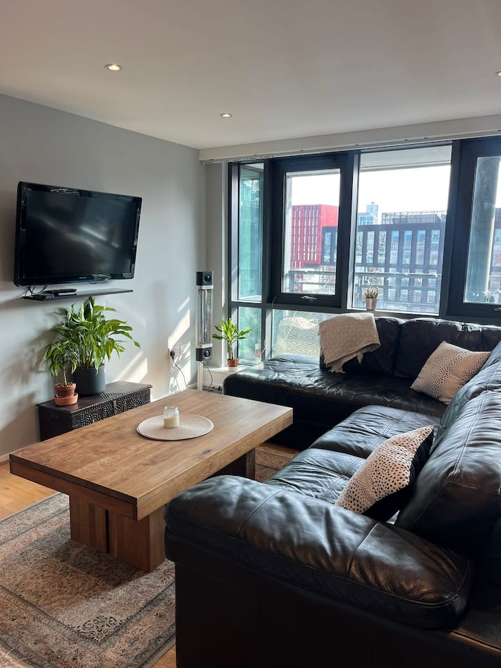 Central & Peaceful | Spacious City Retreat - Manchester