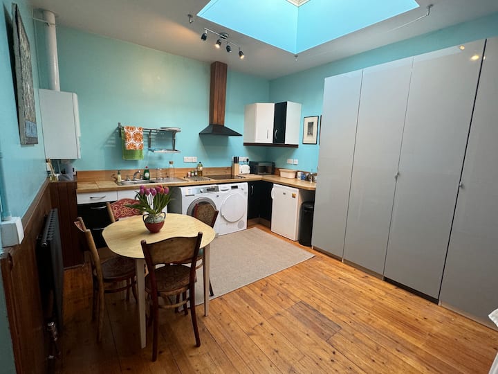 Tower Double Bedroom In Leith - Edinburgh