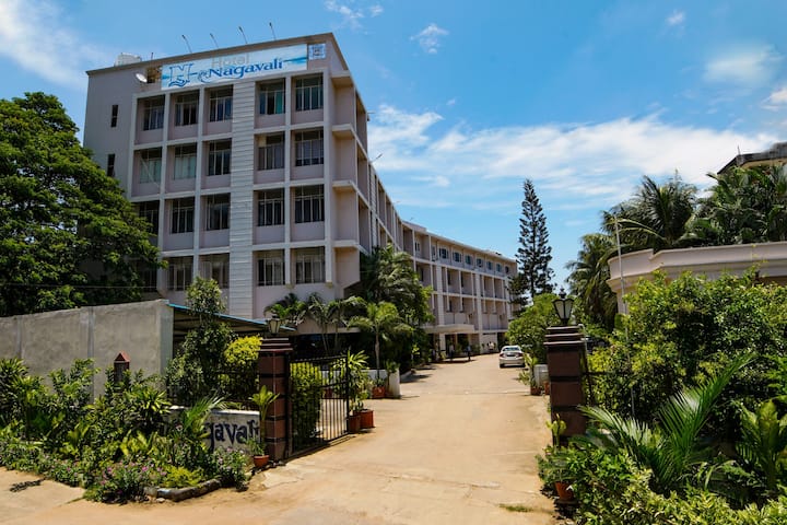 Varada Nagavali Hotel - Srikakulam