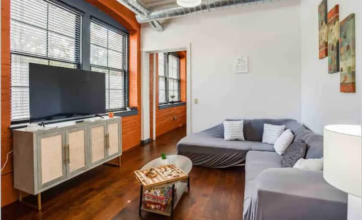 Ny Style Loft With King Bed - Rochester, NY