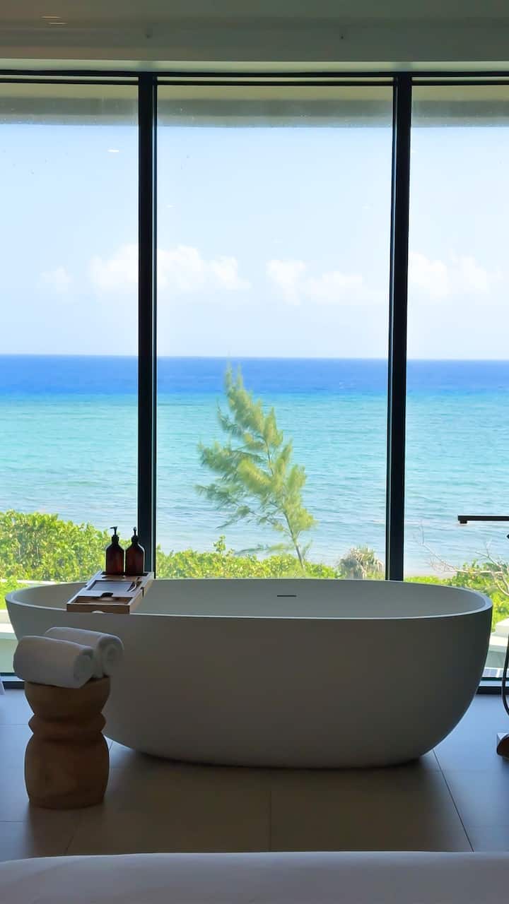 Tranqil, Submerged In Nature, Romantic & Close Smb - West Bay