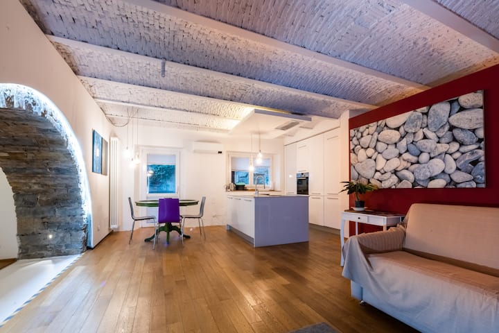 Cozy Loft In Quite Area In City Center Of Trieste - Trieste