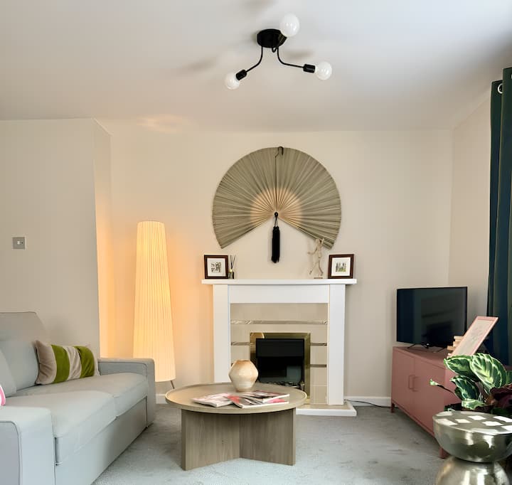 Live In Historic Centre, 2-bed Flat + Free Parking - York