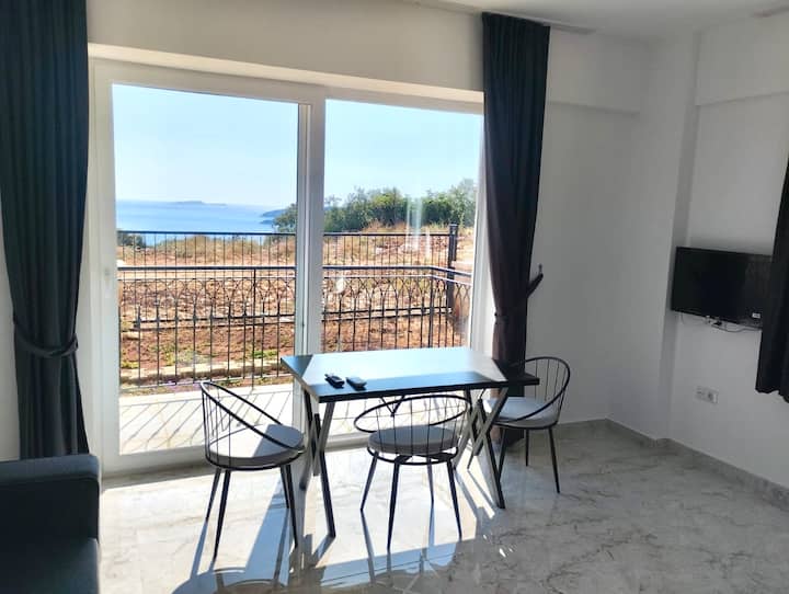 Kaş Eylül Suit Bahçe - Kaş