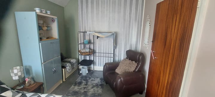 Self-catering Double Room. - Felixstowe