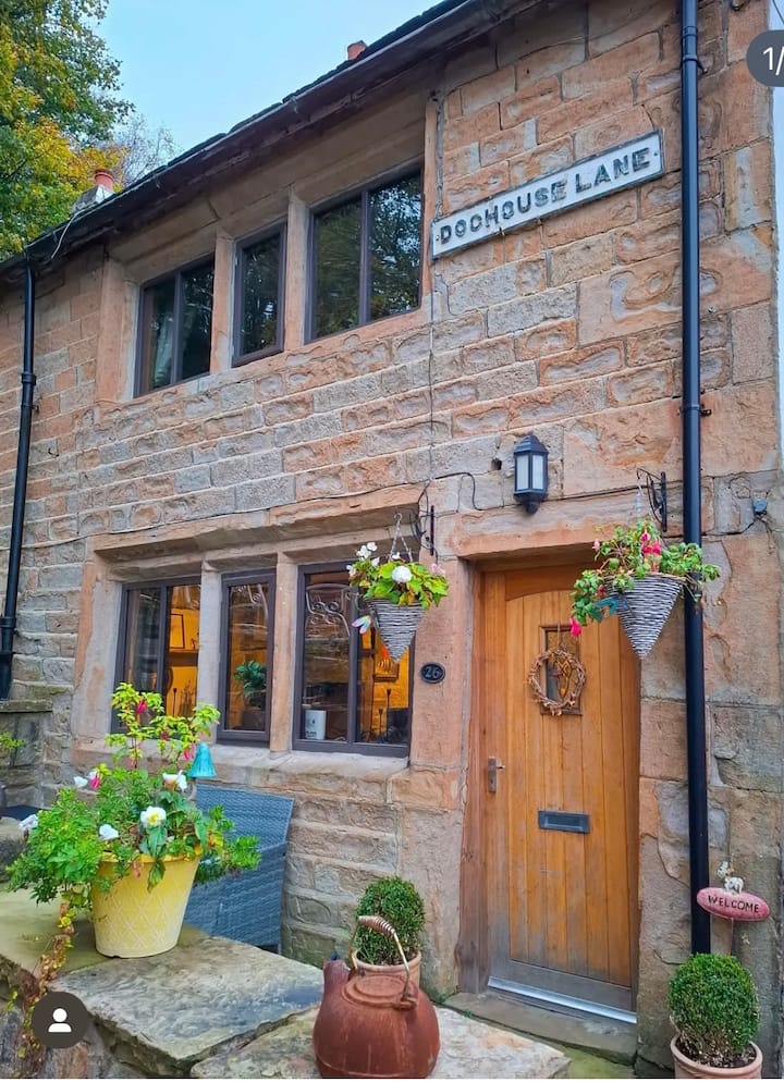 17th Century Cottage In The Heart Of The Pennines - Todmorden