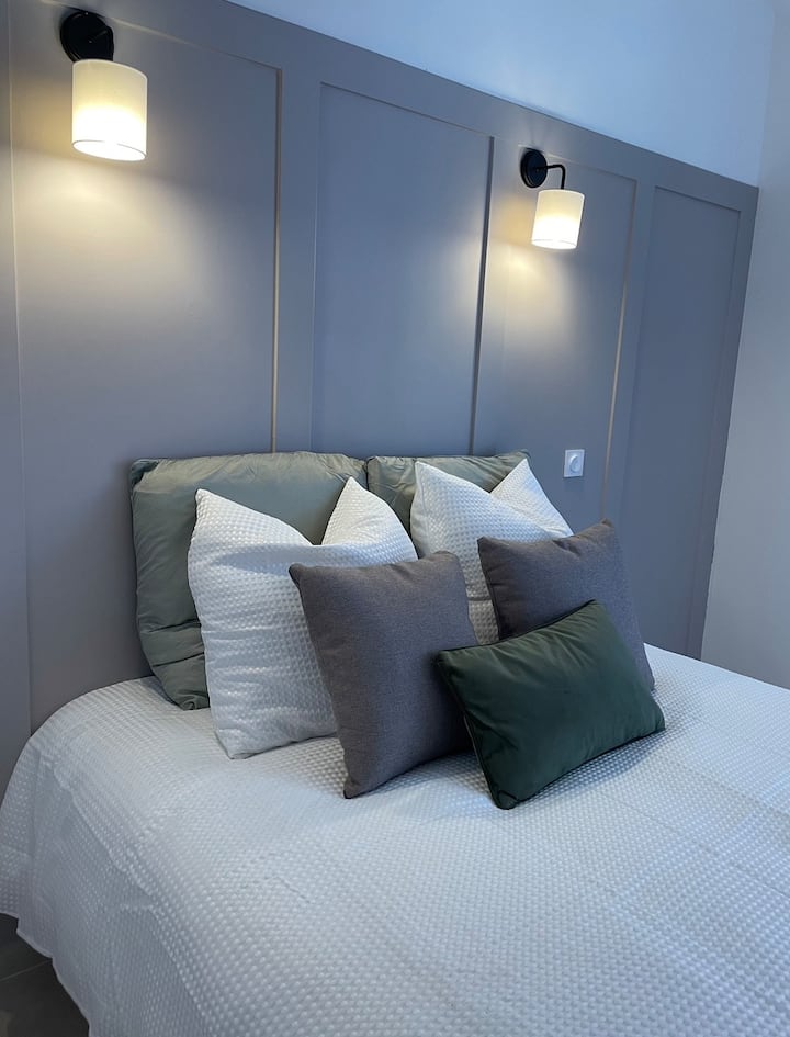 Duplex Raffiné, éLégant & Climatisé : La Mezz’ - Nîmes