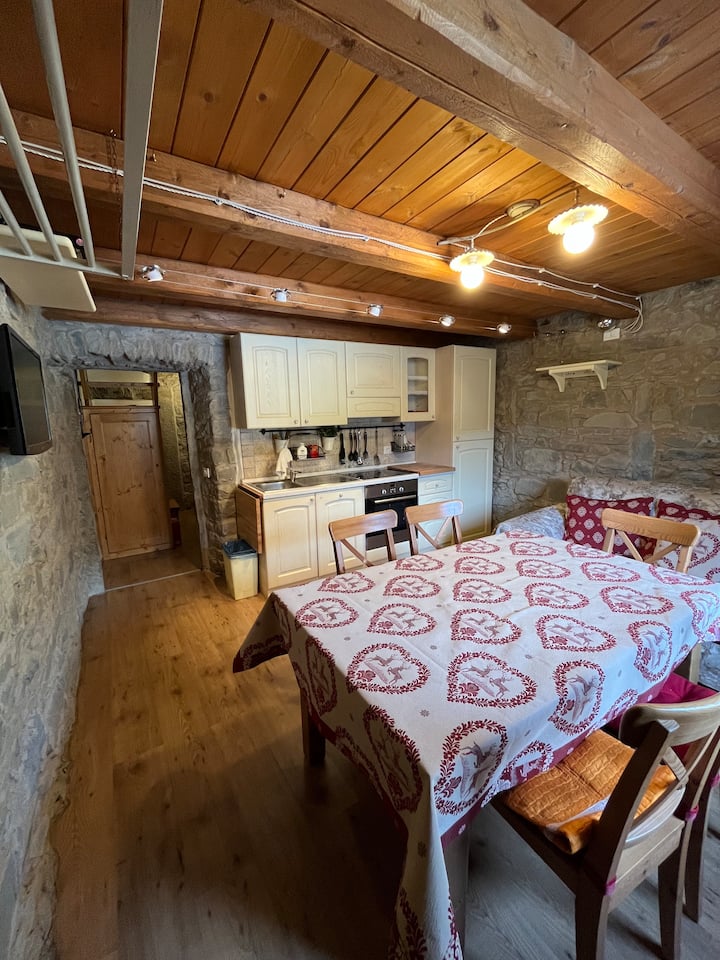 "Baita Dei Sogni". (Sotto Al) M.cimone - Emilia-Romagna