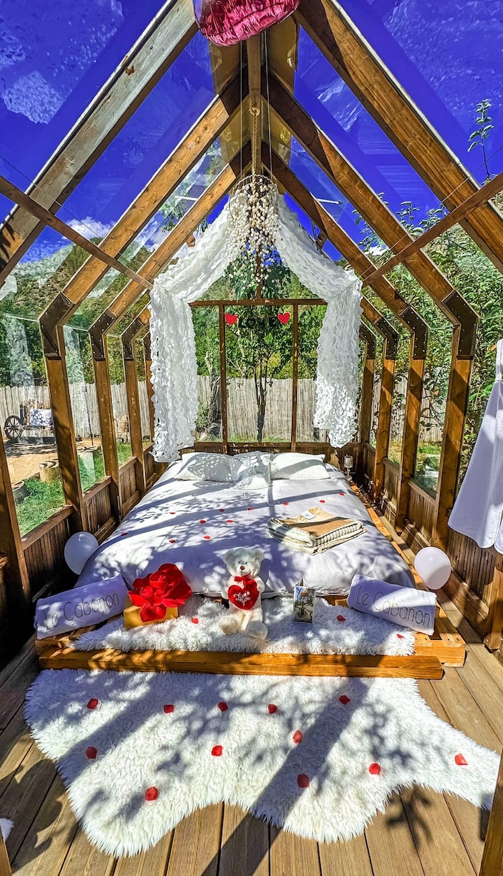 Chalet En Verre Sous Une Pluie D’étoiles - Alpes-Maritimes