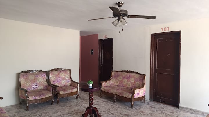 Suite 101 Cordoba Centro Estacionamiento - 科爾多瓦