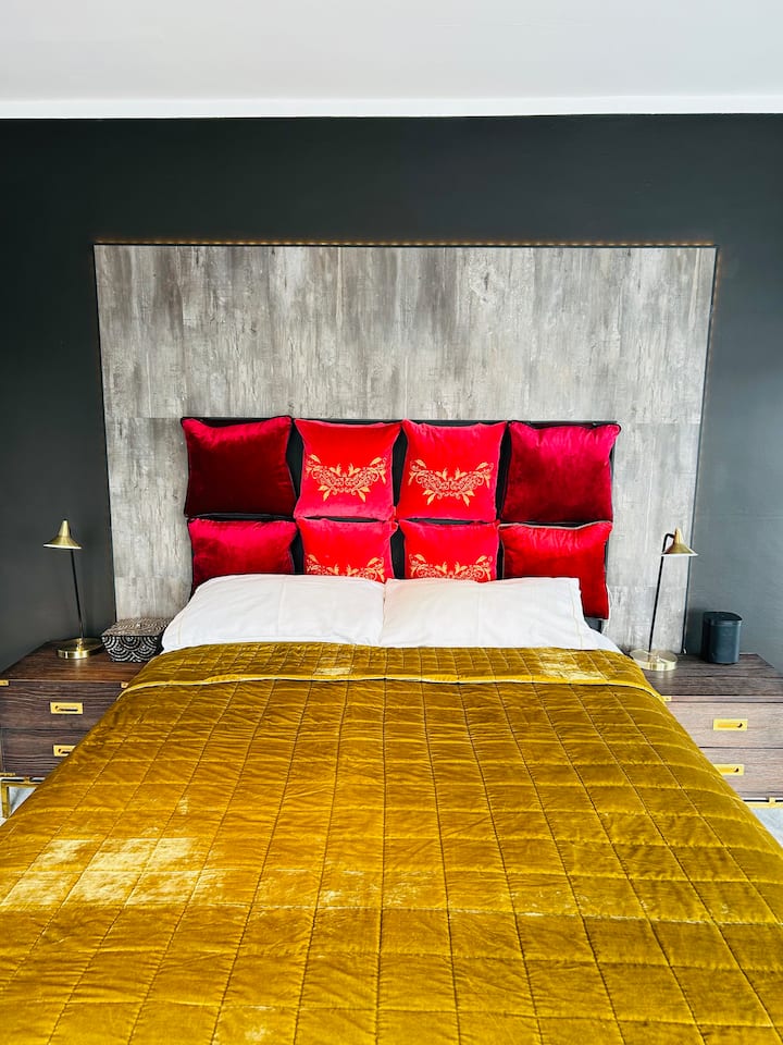 Stunning Maisonette In Center - London Gatwick Airport (LGW)