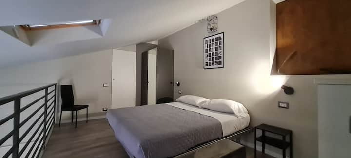Loft Near Bgy - 24/7 Check-in - Elementsorio Bnb - Orio al Serio