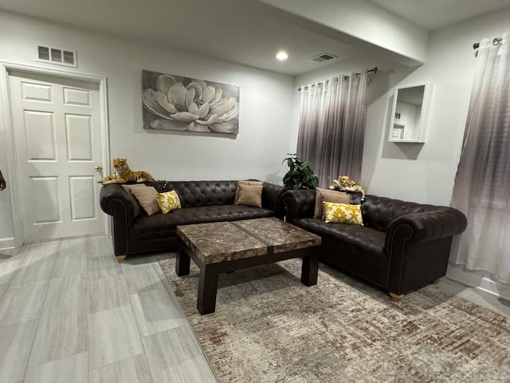 Lovely Cozy Guest Home Near Dia - Denver Airport (DEN)