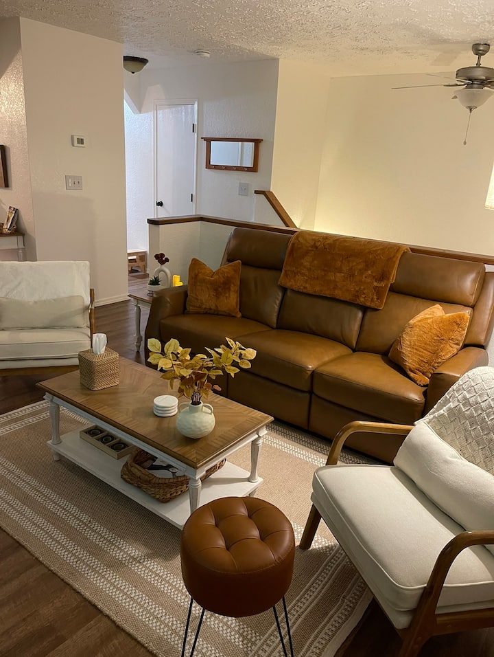 Cozy Duplex Close To Everything - Anchorage