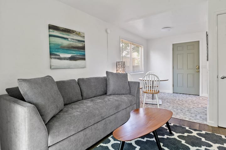 Snug Spot 68 - Close To Downtown & Autzen - Eugene, OR