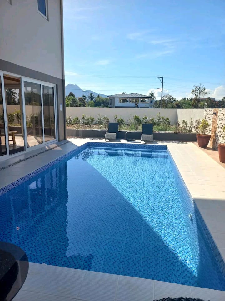 Laiya's Best View With Pool, Beach, Pet Friendly - Laiya