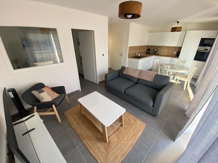 T2 Cosy Avec Terrasse & Parking Privé – Calme - Berck