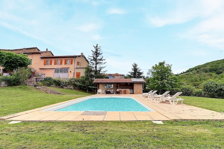 Saint-fortunat - Authentique Maison Avec Piscine - Lyon