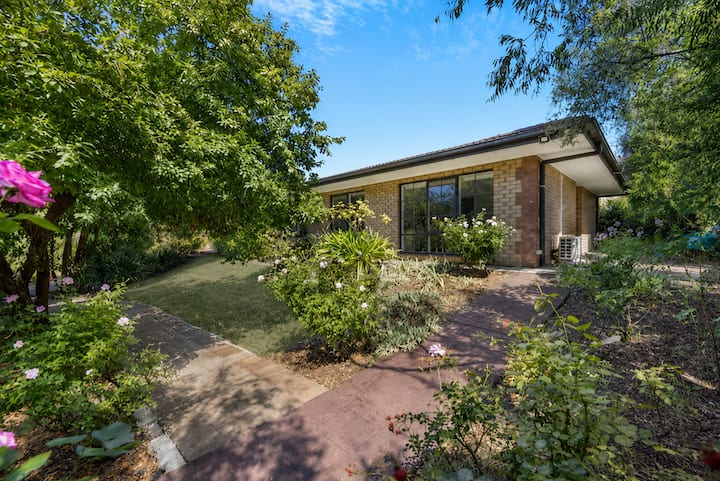 Hahndorf Main St | Private Garden Retreat - Hahndorf