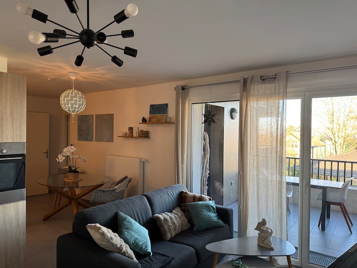 Cosy Et Confortable, Entre Lacs Et Montagnes - Yvoire