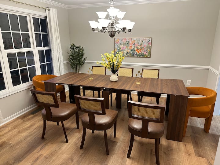 Family Home For Luxury Stay, Entertainment Home - Lake Anna, VA