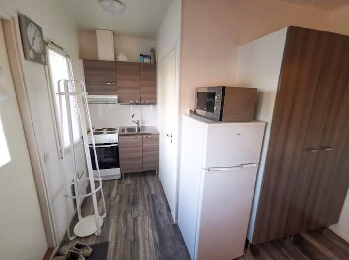 Yksiö, Autopaikka Oven Edessä - Oulu