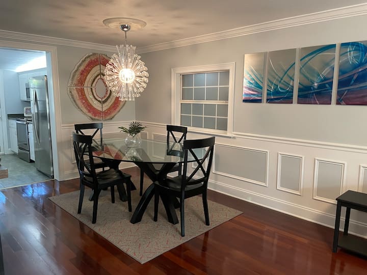 Junior Master Suite With Bathoom - Gainesville