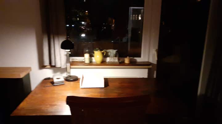 Hell, Gemütlich, Mediterran - Colonia