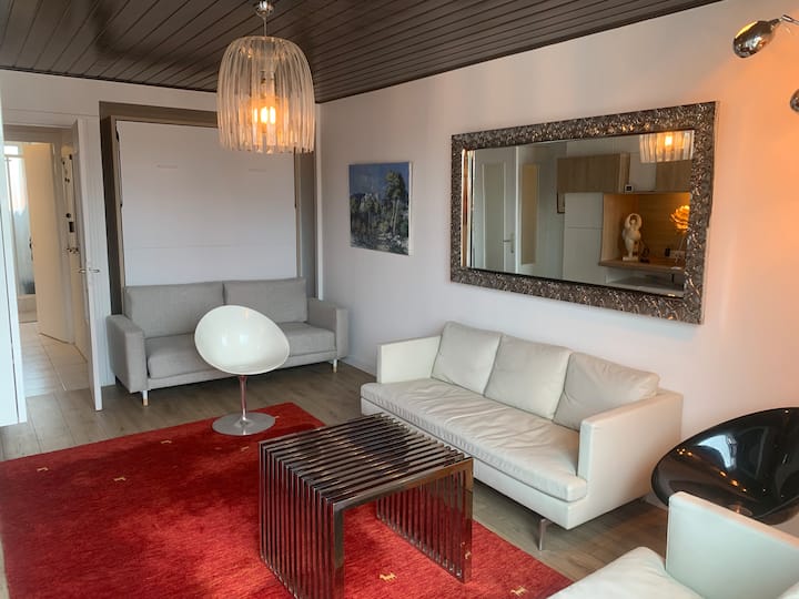 Plage Et Commerces Quartier Des Demoiselles - Saint-Jean-de-Monts