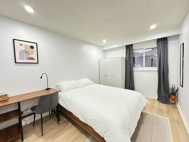 Big Br Main Floor - Near Airport&dw (8m) - Mississauga