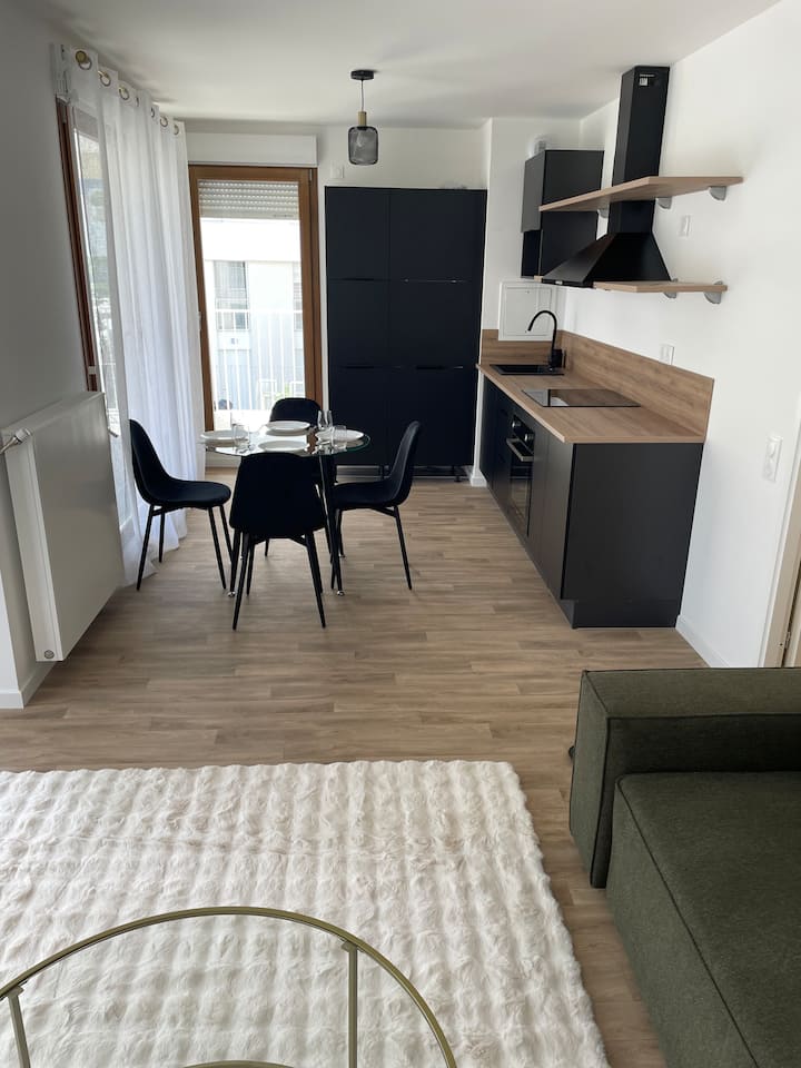Appartement  Neuf + Parking Privé + Balcon - Bondy