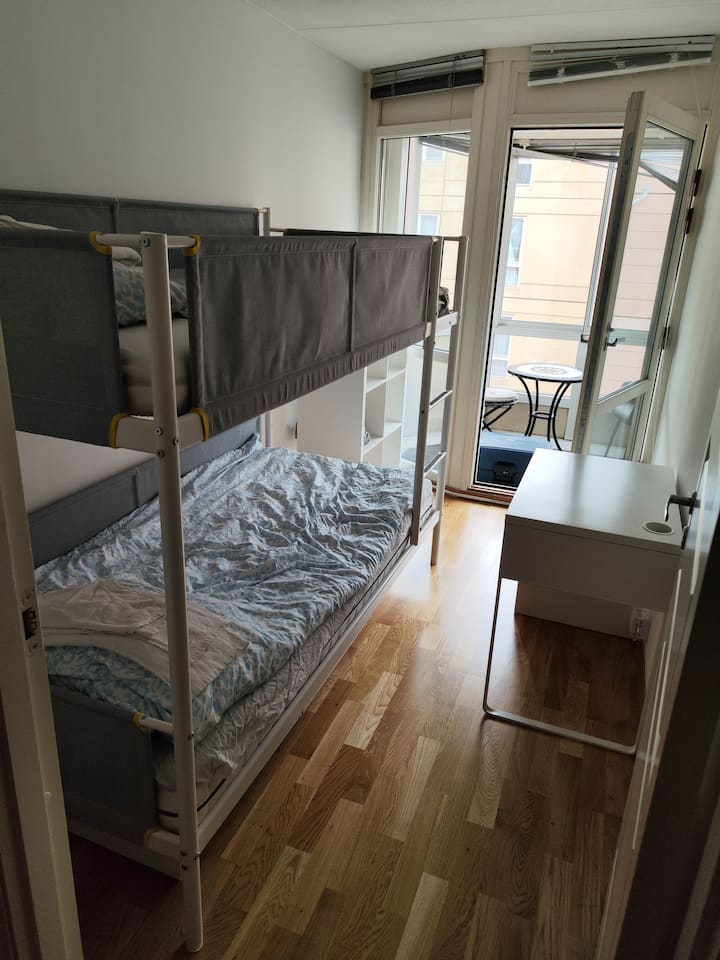 Комната с приватным балконом в центре - Oslo