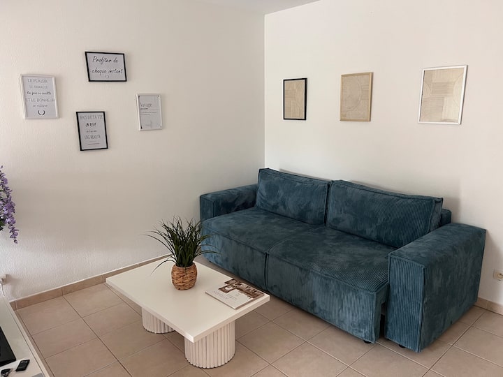 Profitez De La Piscine Collective&jardin Au Calme - Avignon