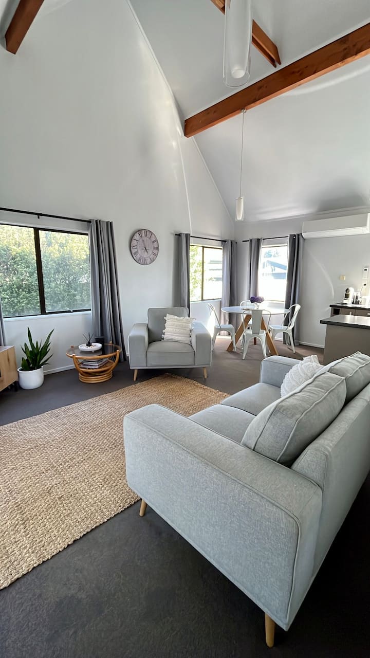 Little Palm Cottage - Papamoa